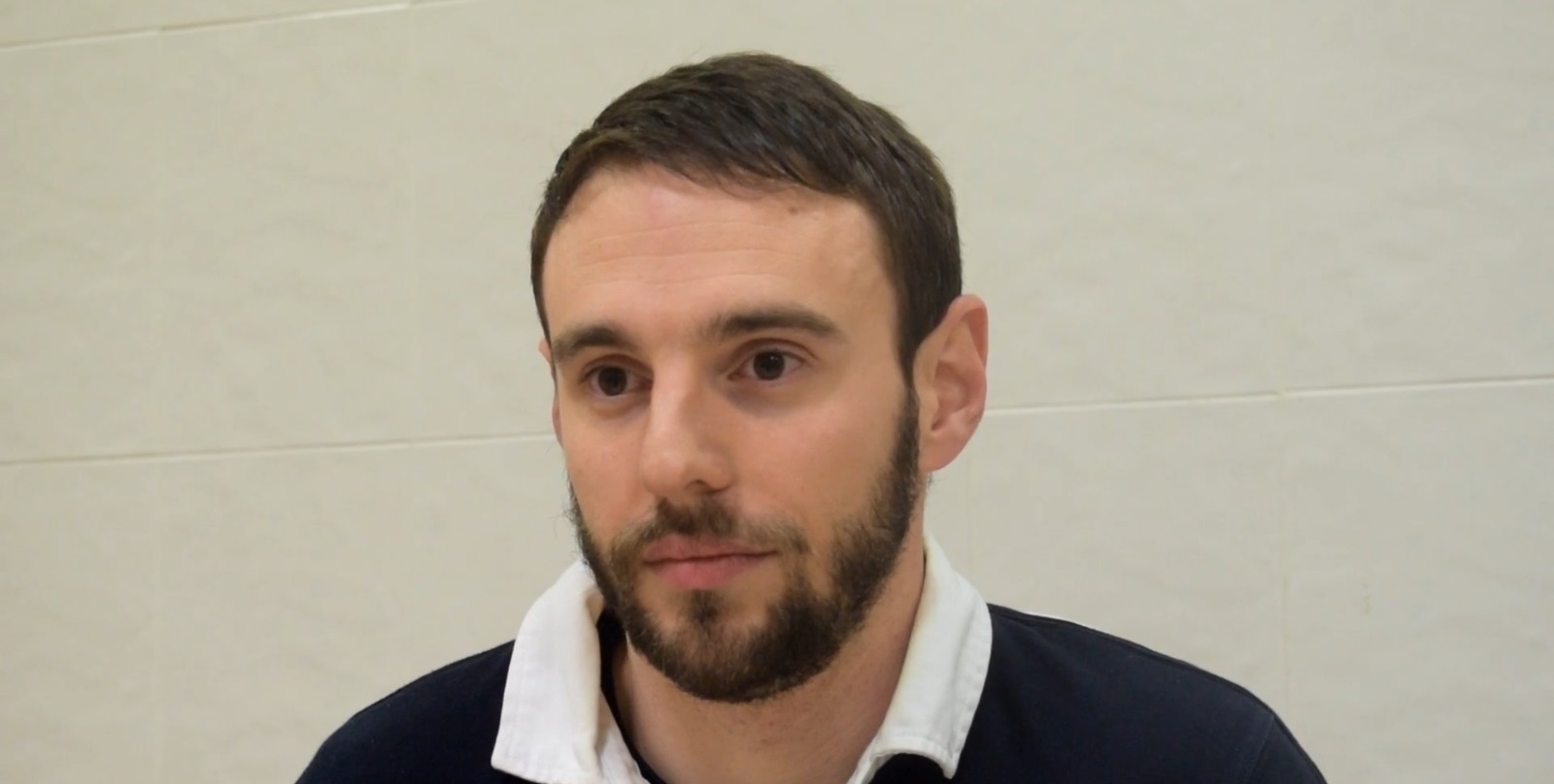 Entrevista con Roberto Ávila, Solidaridad Kosovo – OTRALECTURA